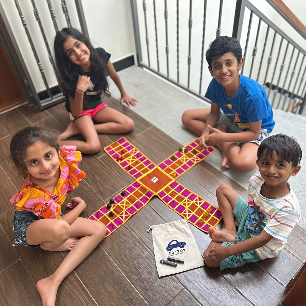 Pagade Pachisi Board Game | Traditional Indian Chausar Strategy Game ...